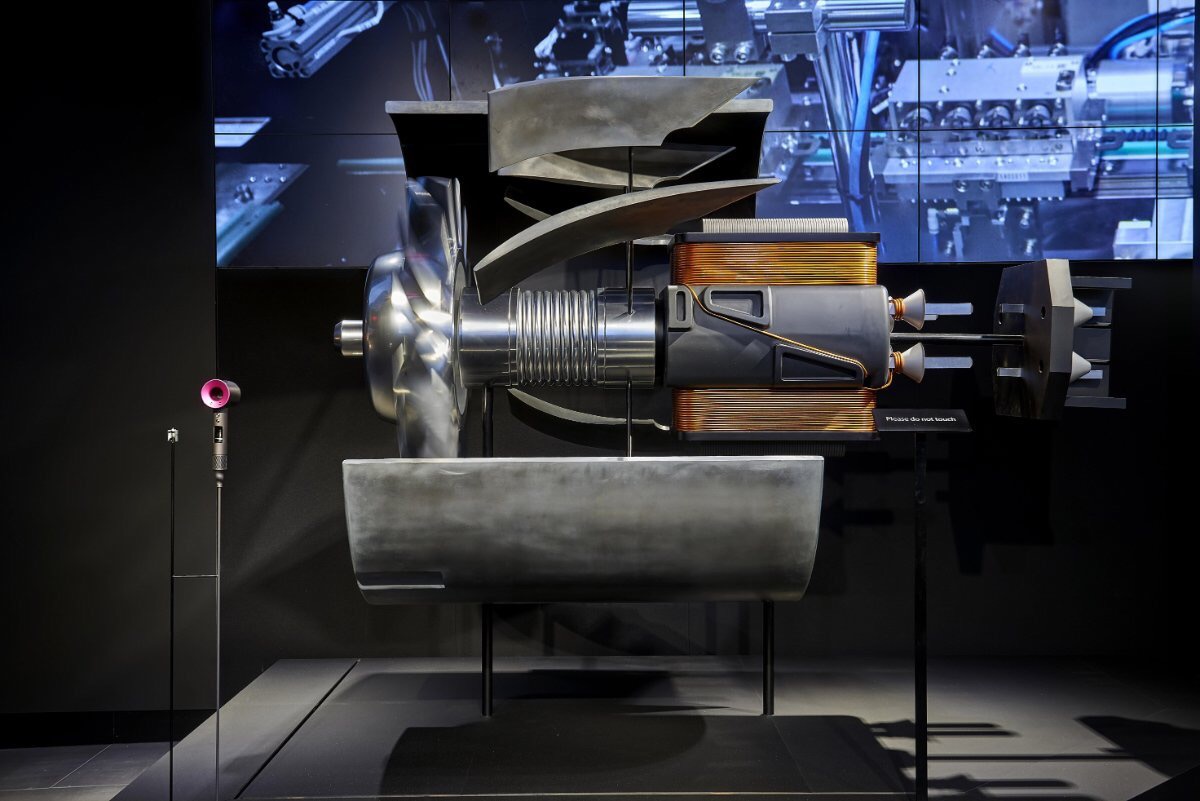 Dyson Retail-Buildout - Our Magic - satis&fy